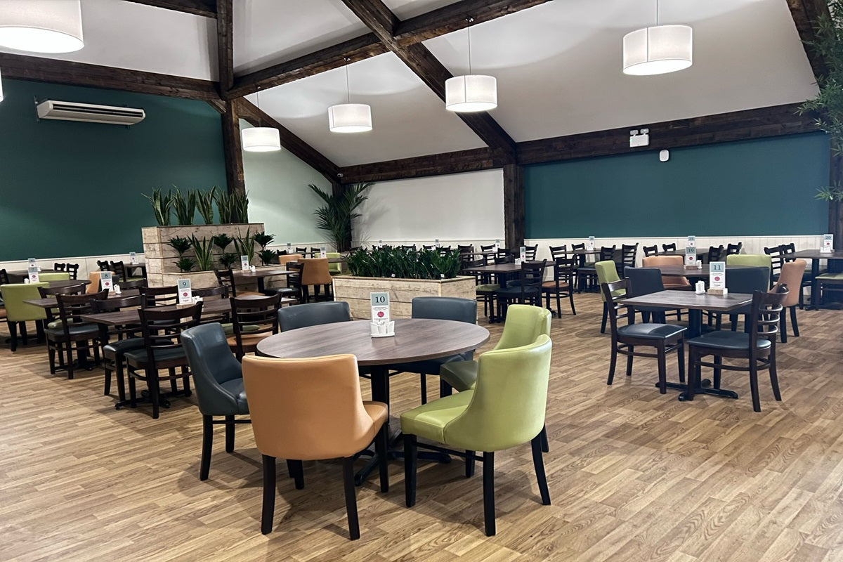 Buckhatch Dining– Perrywood