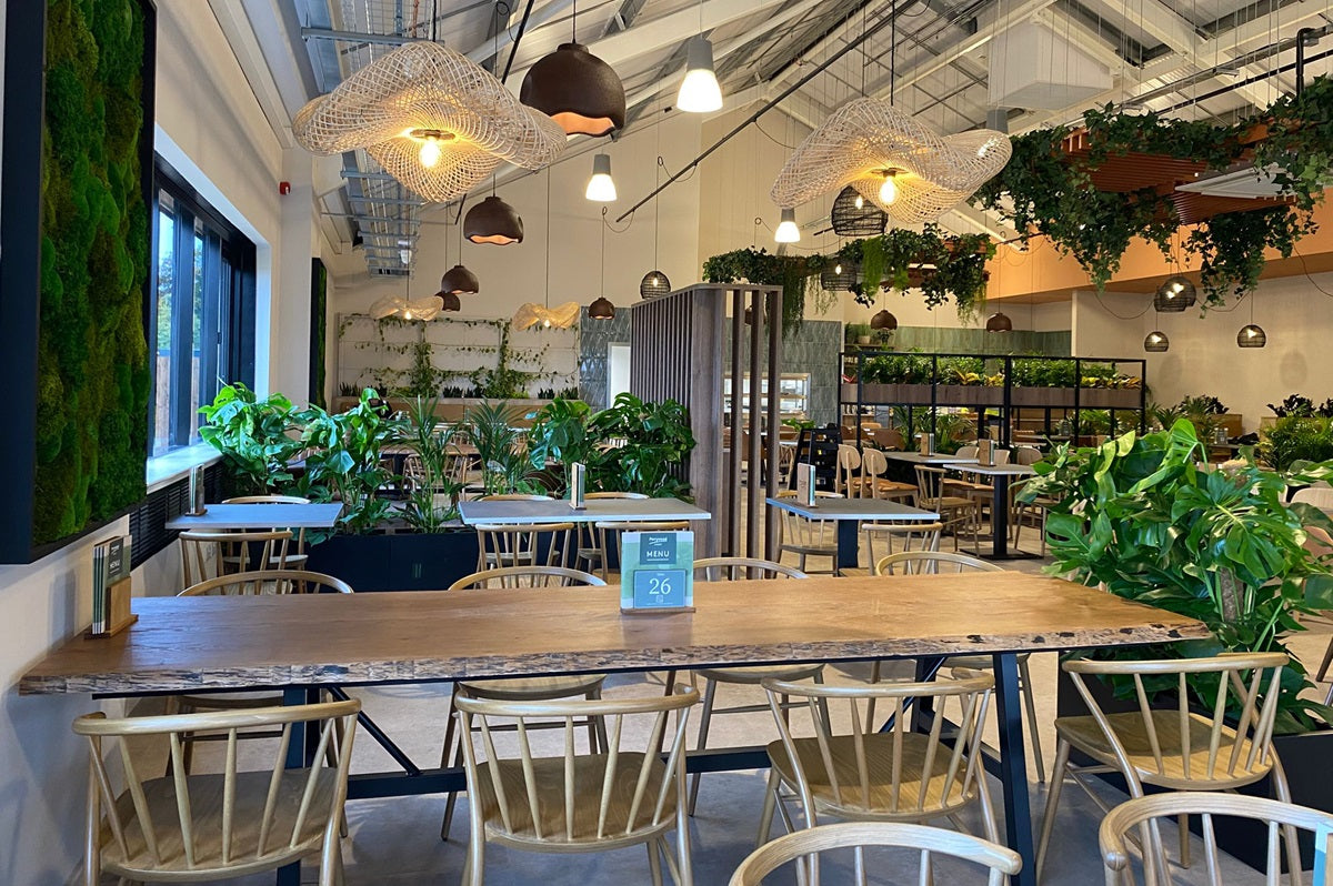 Sudbury Dining– Perrywood